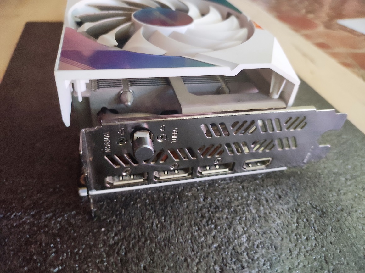 การ์ดจอ COLORFUL iGame RTX 3070 Ti - Overclockzone.com ชุมชนคนไอที ที่ใหญ่ที่สุดในเมืองไทย