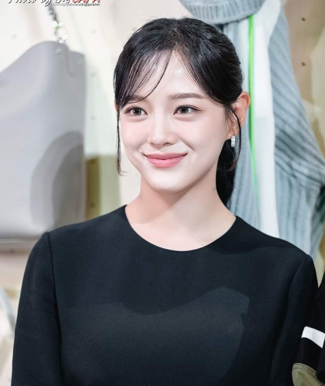 Kim Sejeong 1 Set (Longchamp Taiwan)