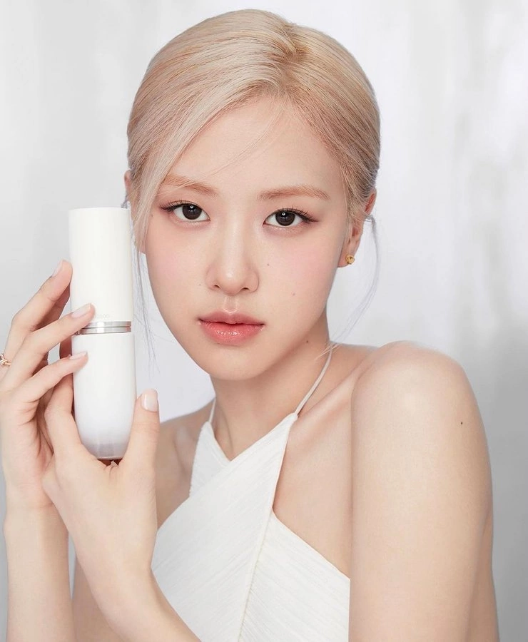 Rosé blackpink 3 รูป