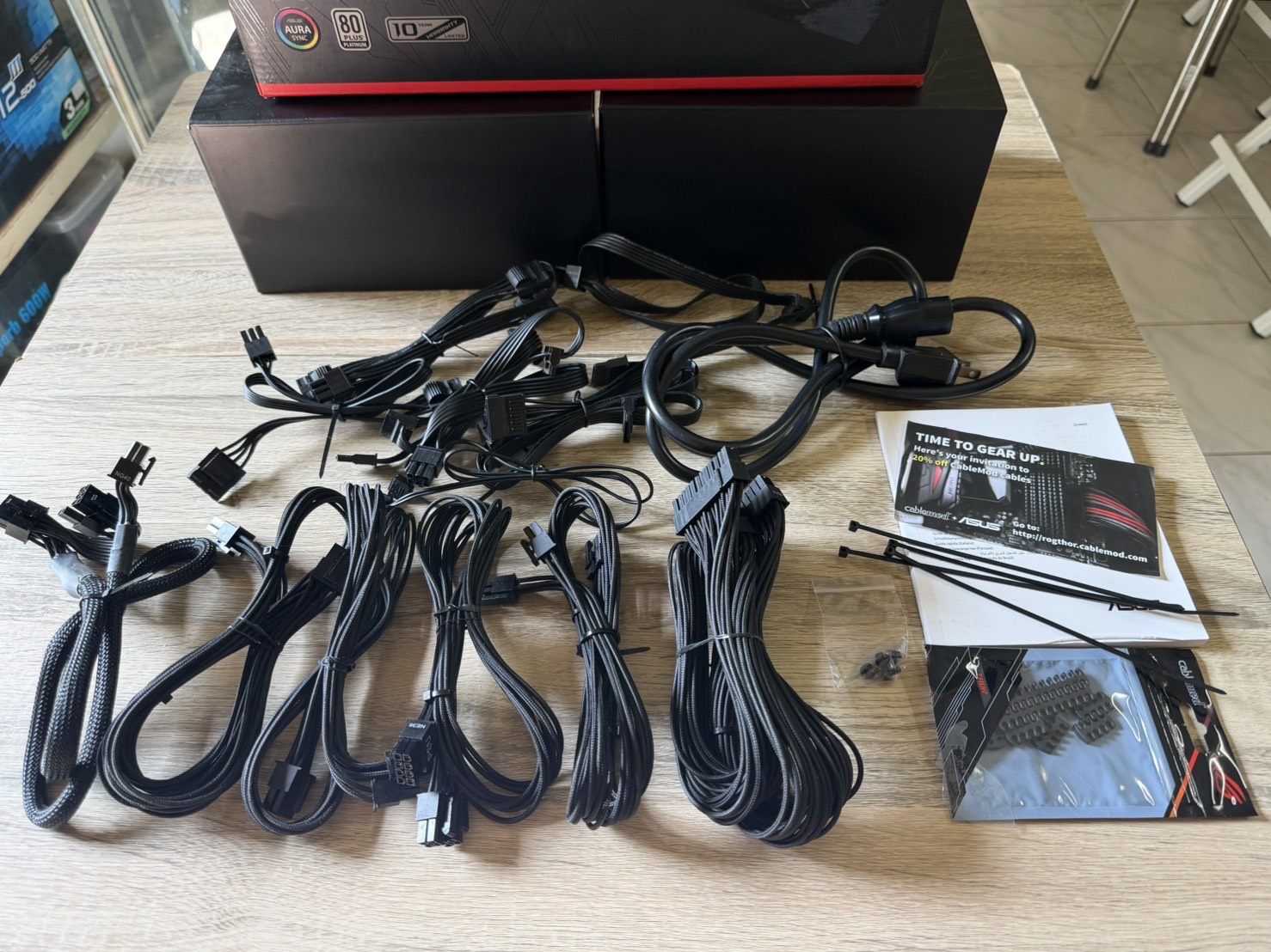 POWER SUPPLY ASUS ROG THOR 850W 80 PLUS PLATINUM - Overclockzone.com ชุมชนคนไอที ที่ใหญ่ที่สุดใน ...