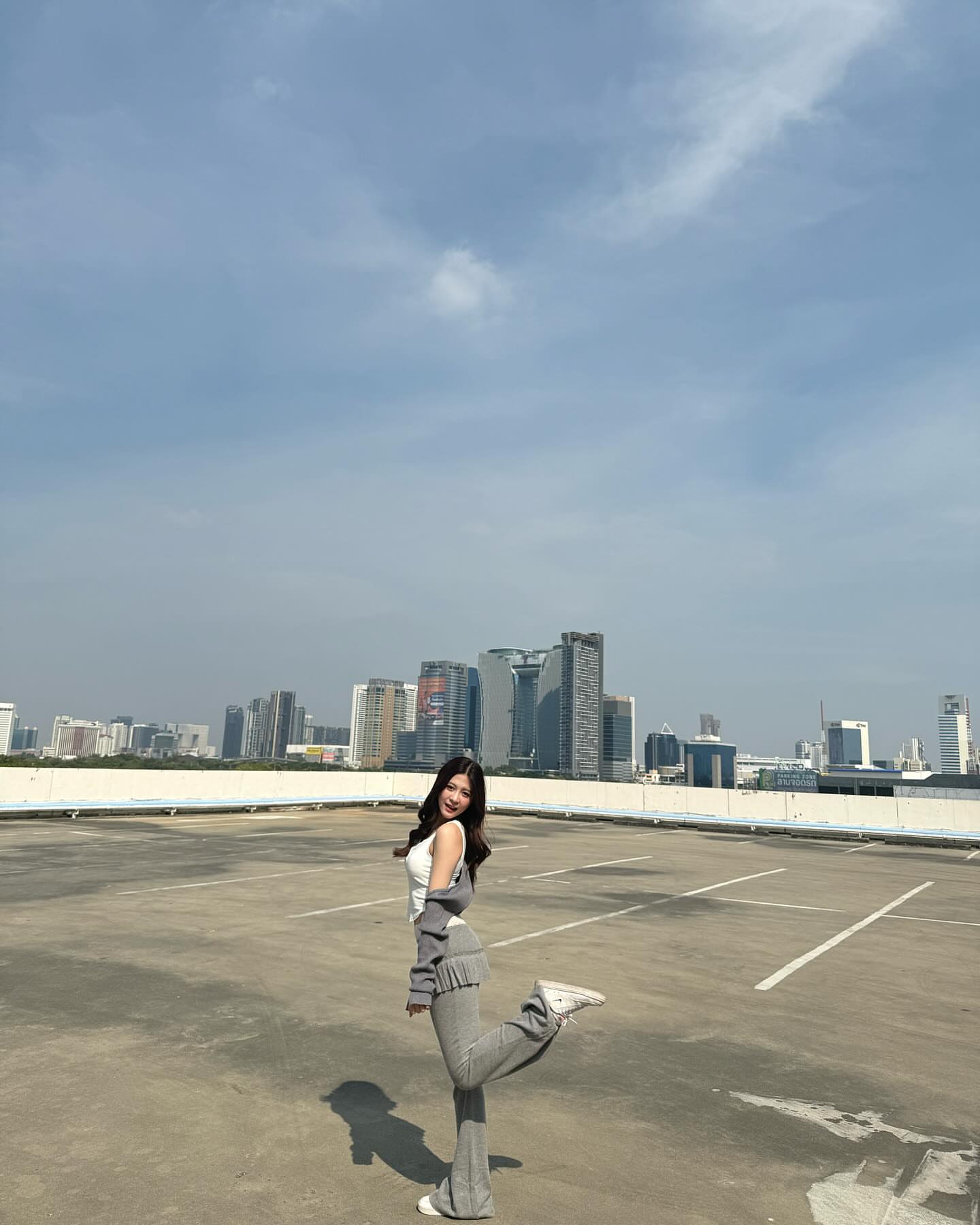 ป๊อปเปอร์ BNK48 6 รูป